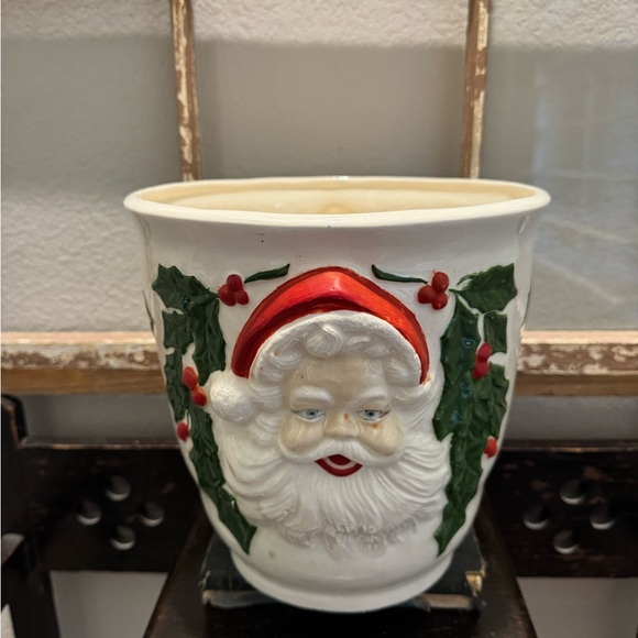 Holiday | Vintage Santa Claus Holiday Planter Or Trash Can | Poshmark